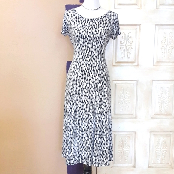 Perceptions | Dresses | Printed Short Sleeve Maxi Dress | Poshmark